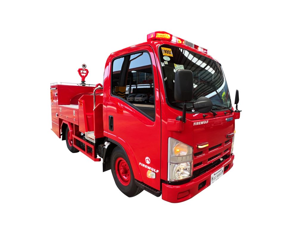 Isuzu QLR77 Mini Fire Fighting Tanker with 1000 Liters Water capacity ...