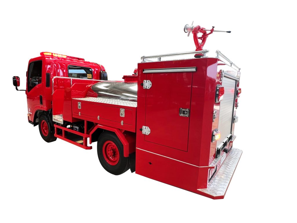 Isuzu QLR77 Mini Fire Fighting Tanker with 1000 Liters Water capacity ...