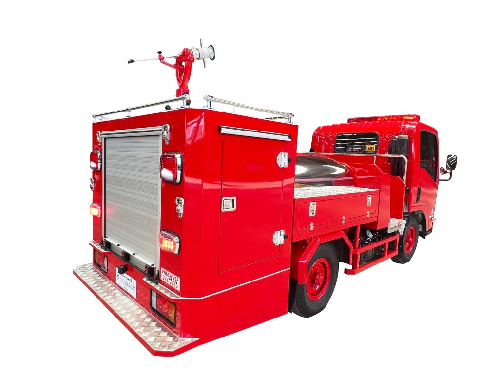Isuzu QLR77 Mini Fire Fighting Tanker with 1000 Liters Water capacity ...