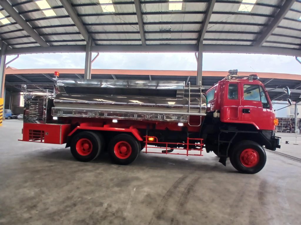 Isuzu CXW71 Off-Road 6X6 10 Wheeler Stainless Steel Fire Fighting ...